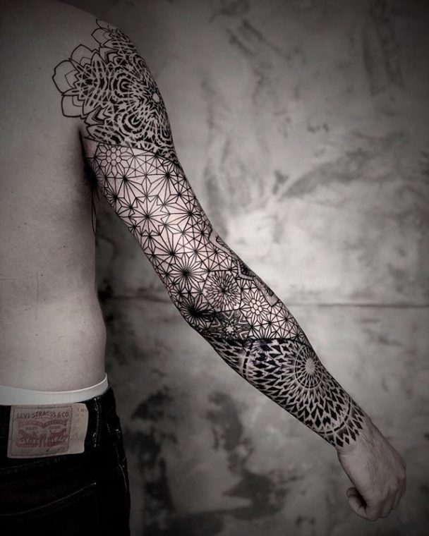 Tendance Tattoo Homme : Magnifique Tatouage bras complet homme ...