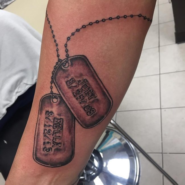 Plus de 105 conceptions et significations de tatouages militaires ...